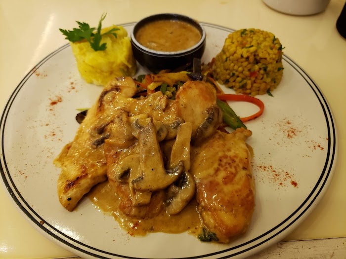 THE FIRST coffee & resto, Avenue Taieb Mhiri, Susah, Sousse, TN